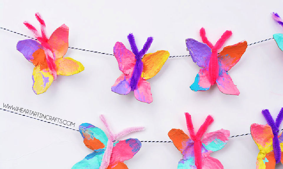 25 Egg Carton Crafts and Art Projects for Kids - Craftulate