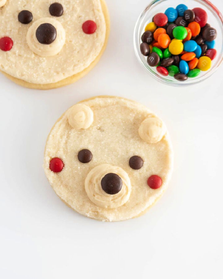 25 Food Crafts for Kids (Edible Crafts and Activities)