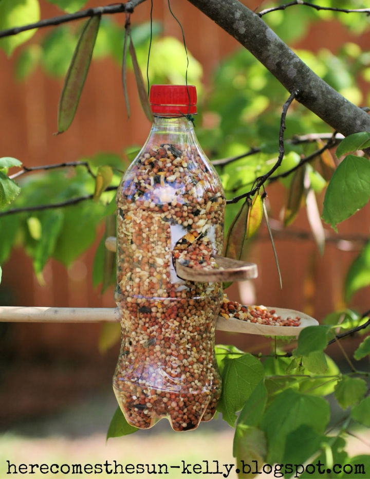 DIY Bird Feeder for Kids - 15 Bird Feeder Crafts - Craftulate