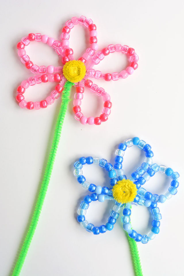 20 Bead Crafts for Kids (Easy Bead Art Ideas) - Craftulate