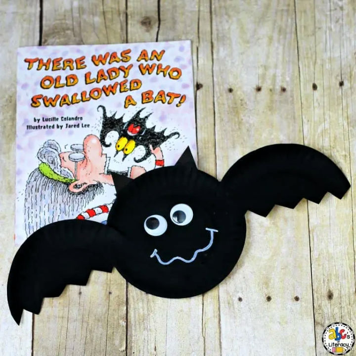 15 Easy Bat Crafts for Kids - Craftulate